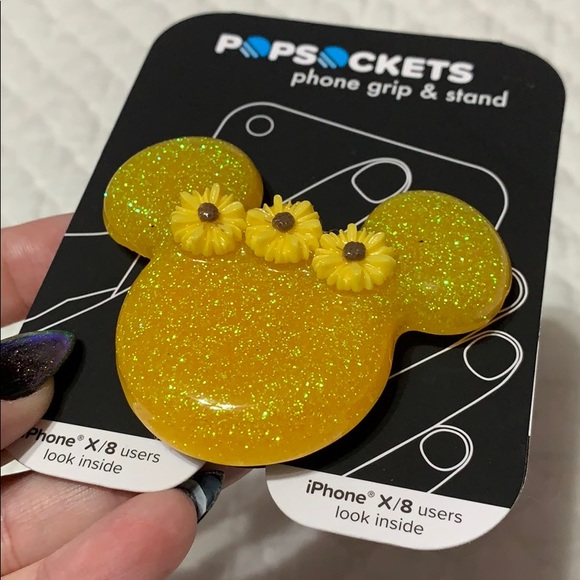 Hot Topic | Accessories | Nwt Yellow Glitter Mickey Mouse Pop Socket ...